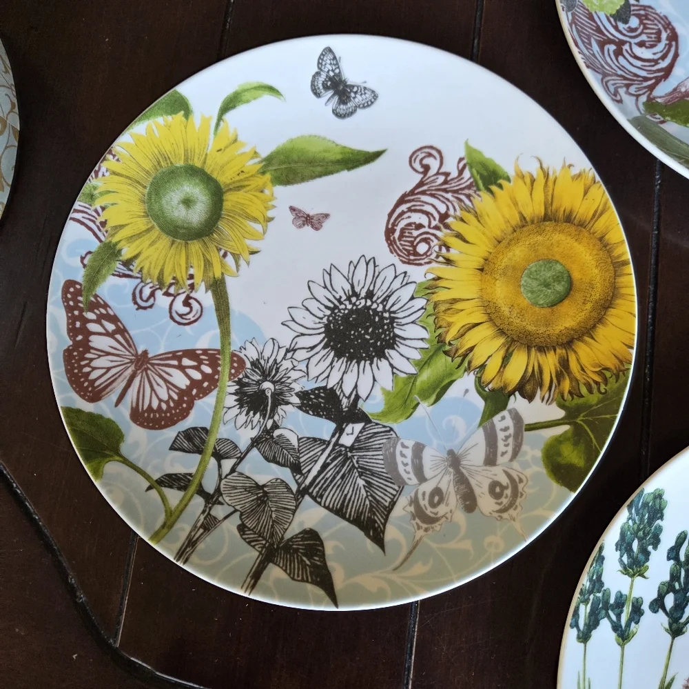 Rosanna | Dining | Rosanna Secret Garden Dessert Plates With Original ...